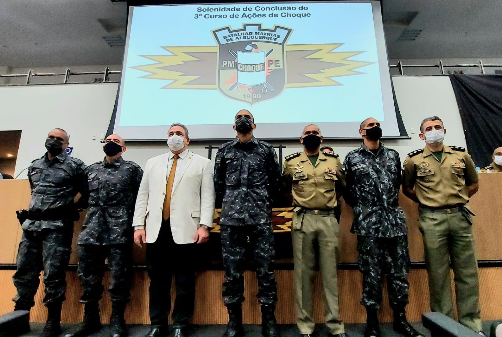 Após 20 anos, o novo Curso de Ações de Choque é concluído - Polícia ...